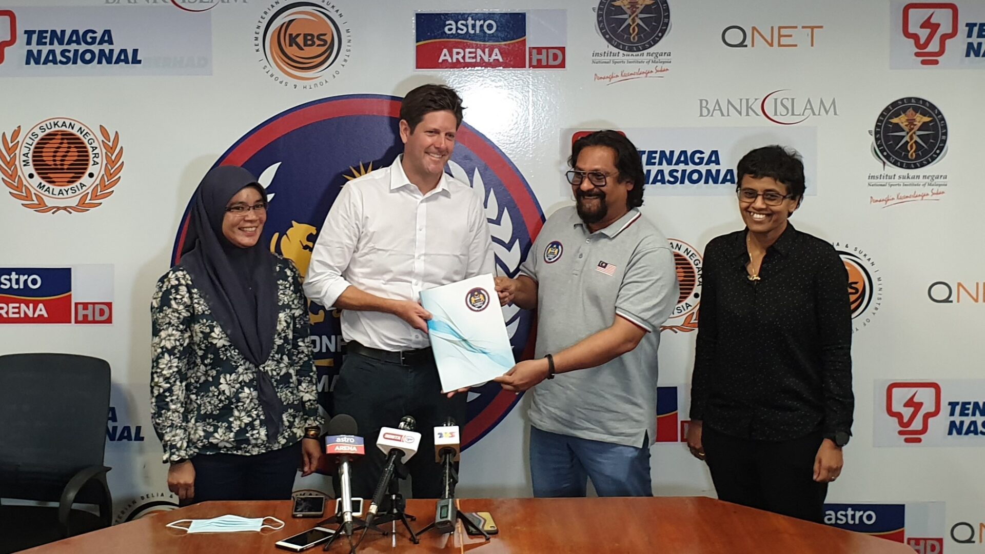 REVINGTON KEMBALI SERTAI KHM - HubMedia